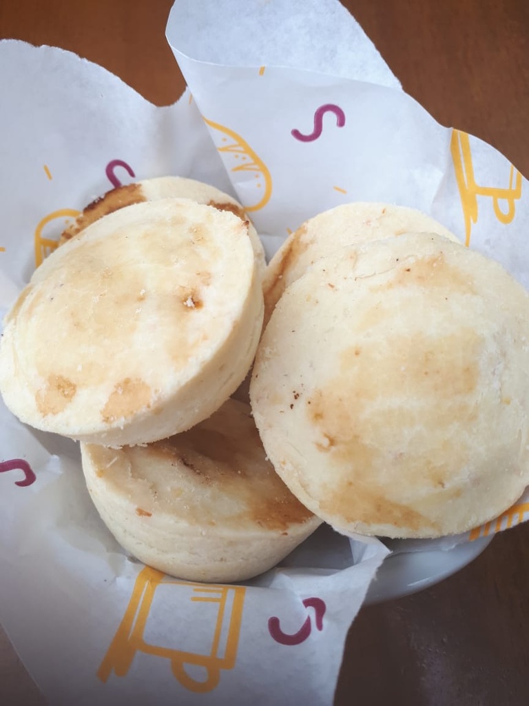 Mini Empada de Frango 25 Unidades | Seleve